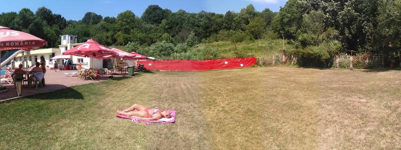 Vara, plaja, balaceala (strand Titanic Resita)